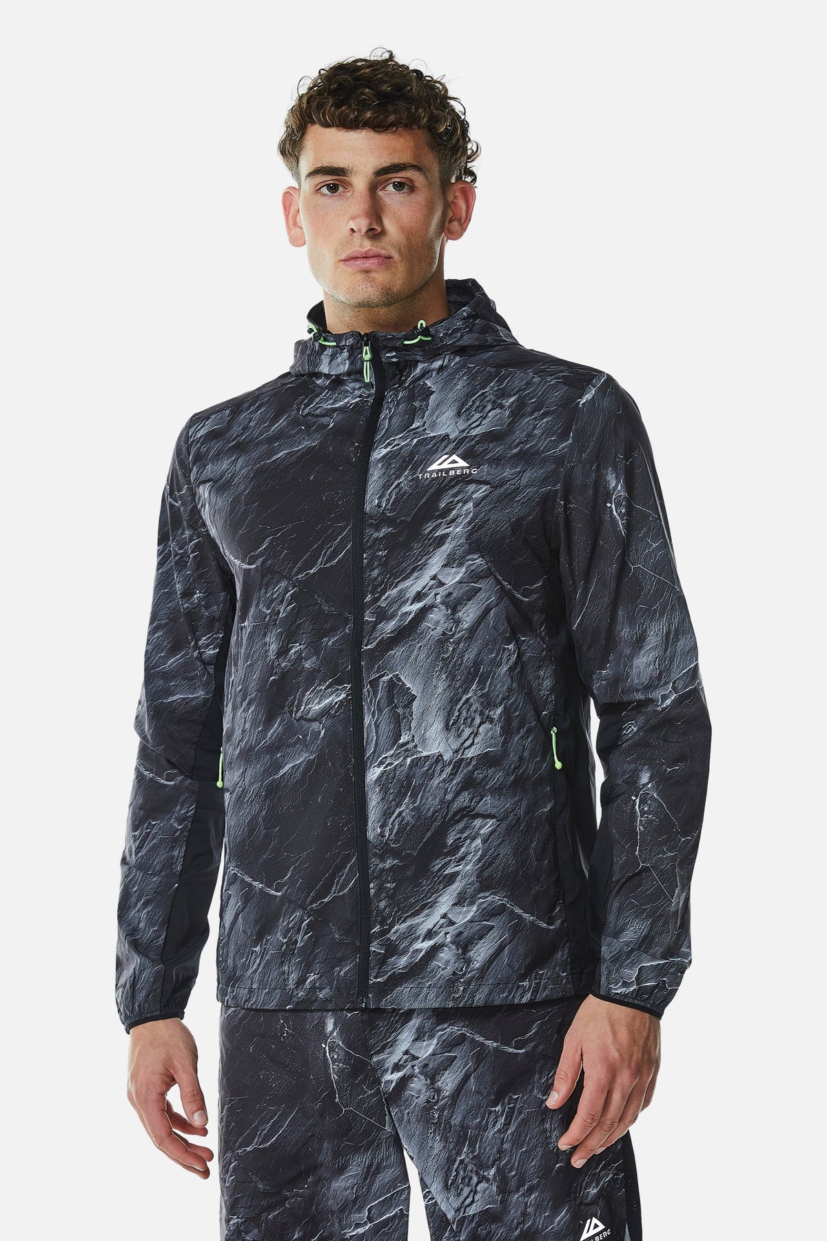 Trailberg Windbreakers | Men's Outdoor Jackets