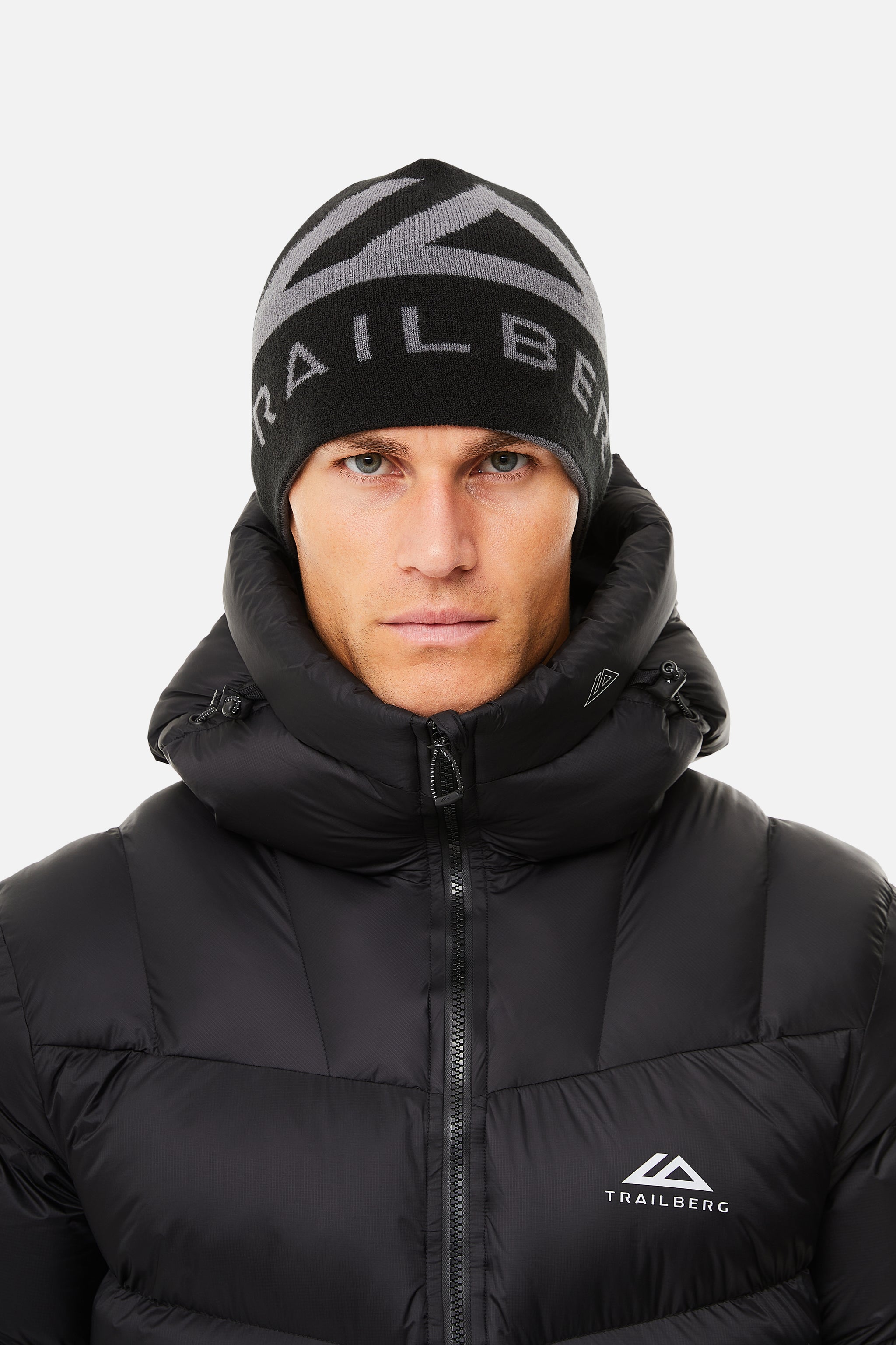 PEAK REVERSIBLE BEANIE - BLACK/GREY